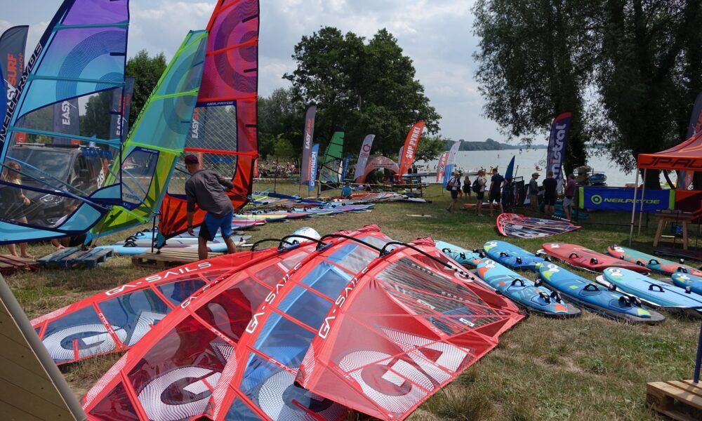 Testy sprzętu na Jeziorze Bukowo | Windsurfing.pl Testy sprzętu na Jeziorze Bukowo | Windsurfing.pl